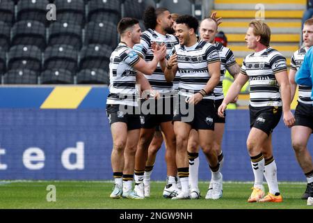 Darnell McIntosh (5) of Hull FC celebrates his try Stock Photo - Alamy