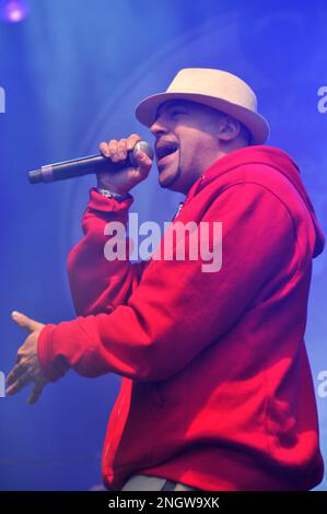 The belgian rapper Akro live in Brussels | Akro l'ex-leader du groupe ...