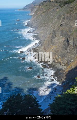 Coastal view from Ragged Point, California, USA Stock Photo - Alamy