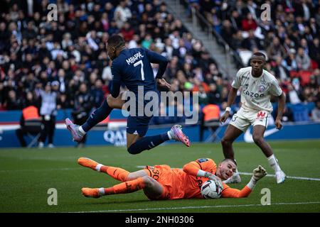 Lille goalkeeper Lucas Chevalier during the French championship Ligue 1 ...