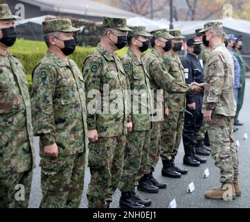 Maj. Gen. Stephen Smith, 7th Infantry Division commanding general ...