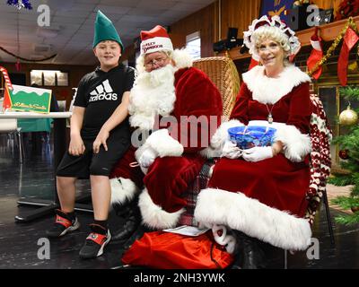 Santa visits the kids of the 117th Air Refueling Wing at Sumpter Smith ...