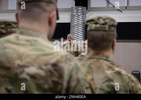 Army Brig. Gen. Lowell Kruse, the Minnesota National Guard Assistant ...