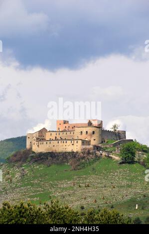 Krásna Hôrka Castle, Hrad Krásna Hôrka, Krasznahorka vára, Košice ...