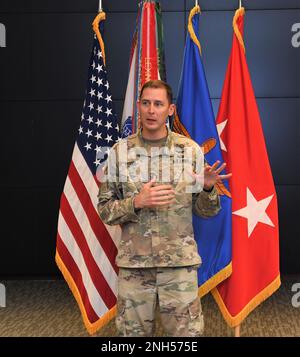 The 1st Battalion, 212th Aviation Regiment received the Order of ...