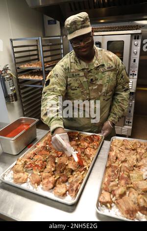 Soldiers assigned to the 165th Infantry Brigade work to complete 300 ...