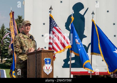 Col. Barry Little, 341st Missile Wing commander, left, Lt. Col. Joseph ...