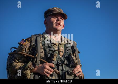 307th Expeditionary Signal Battalion squad works as a team to put in ...