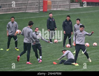 Chengdu Rongcheng Football Club conducts the winter training to prepare ...