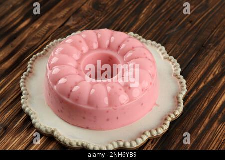 Pudding Hunkwe or Cente Manis, Cantik Manis, or Jentik Manis Mung Bean ...