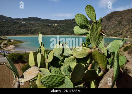 Lake of Venus, Pantelleria Stock Photo - Alamy