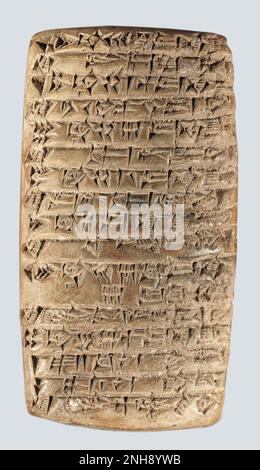 Sumerian accounting tablet written in cuneiform script, dating from ...
