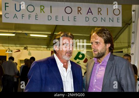 Filippo Penati e Roberto Cornelli (Segretario PD Milano Stock Photo - Alamy