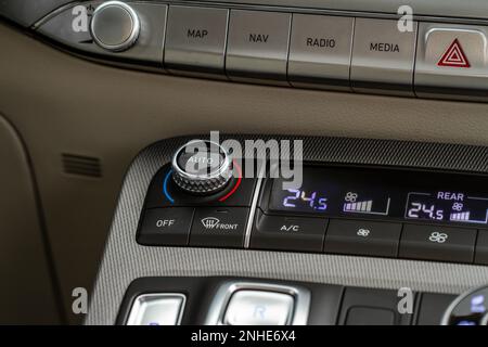 Modern car. Driver’s temperature control. Car air conditioning system ...