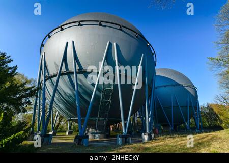 Spherical gas tank, Marienpark, Lankwitzer Strasse, Mariendorf ...