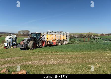 Slurry tanker brings slurry to a field, Hesse, Germany Stock Photo - Alamy