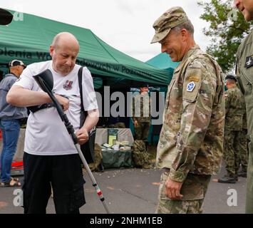 Lt. Gen. John S. Kolasheski, Commander of V Corps, and Command Sgt. Maj. Raymond Harris, V Corps ...