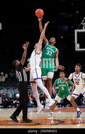 North Texas forward Abou Ousmane (33) tries to get past UAB center Trey ...