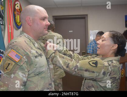 Col. Lisa Rennard, commander, 403rd Army Field Support Brigade ...