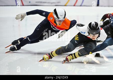 MONTREAL, CANADA - OCTOBER 29: Kosei Hayashi of Japan, Sjinkie Knegt of ...