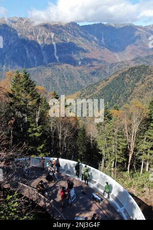 Shin Hotaka Ropeway and the Northern Alps in snow Stock Photo - Alamy