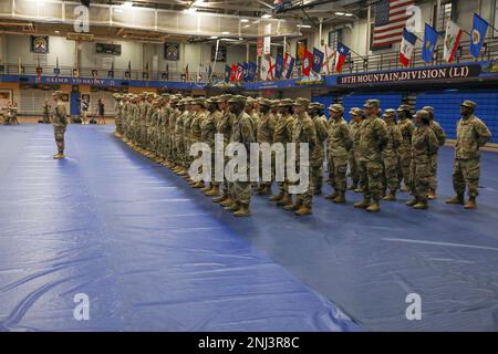Soldiers assigned to Alpha Company, 548th Division Sustainment Support ...