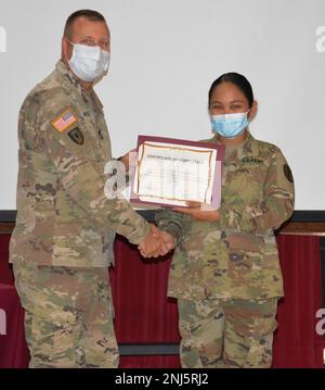 U.S. Army 2nd Lt. Cameron Hester, an Alpha Battery platoon leader, 5-52 ...