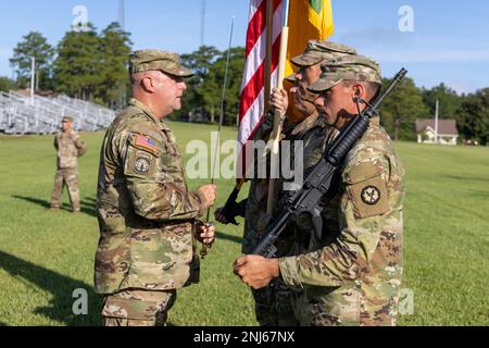 290th Military Police Brigade, U.S. Army Reserve, held a change of ...