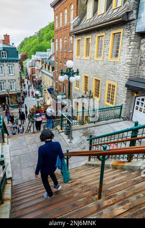 old quebec city lower town pedestrian street Stock Photo - Alamy