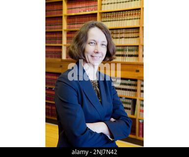 Judge sitting at judges bench in court Stock Photo - Alamy