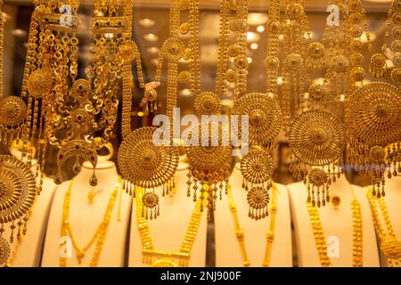Gold displayed in Bahrain gold souq. Manama, Bahrain Stock Photo - Alamy