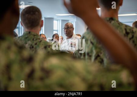 Command Master Chief Curtis Blunt, command master chief, III Marine ...