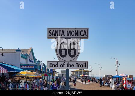 A picture of the Route 66 Santa Monica Pier sign Stock Photo - Alamy