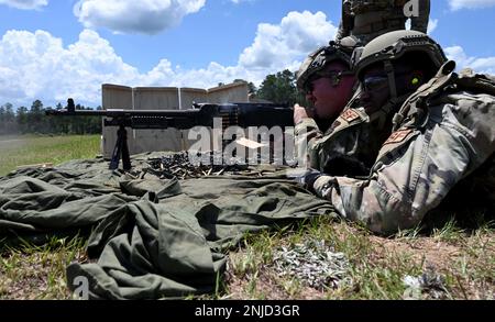 M240B Belt fed machine gun Stock Photo - Alamy