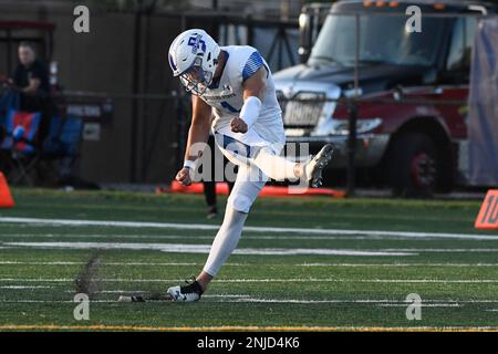 TERRE HAUTE, IN - SEPTEMBER 01: ShunDerrick Powell (27) running back ...