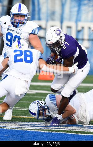 TERRE HAUTE, IN - SEPTEMBER 01: ShunDerrick Powell (27) running back ...