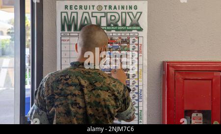 U.S. Marine Corps recruits with Echo Company, 2nd Recruit Training Battalion, execute techniques ...