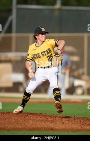 Owen Willard during the WWBA World Championship at Roger Dean Stadium Complex on October 8, 2021 ...