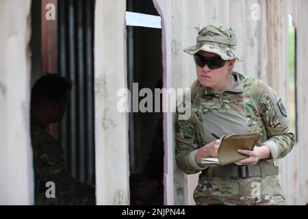 525th Expeditionary Military Intelligence Brigade held the ...