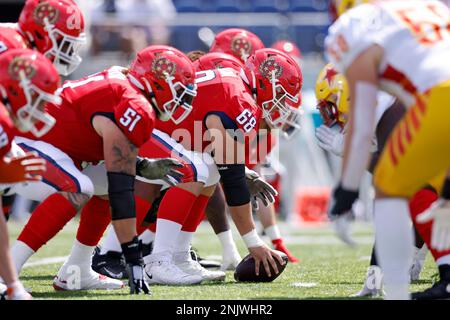 CANTON, OH - JUNE 25: New Jersey Generals linebacker D'Juan Hines (4 ...