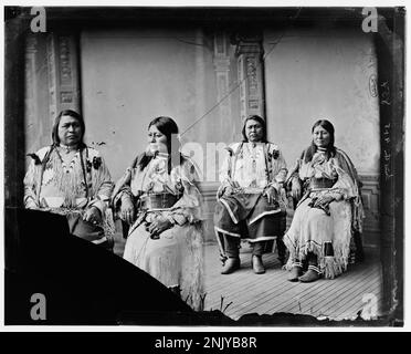 Indian Group. Chief Ouray & Chipeta (Ute Tribe Stock Photo - Alamy