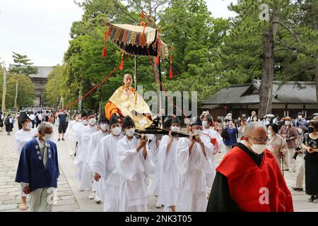 Koei Hashimura, newly-appointed chief monk, known as betto of Todaiji ...
