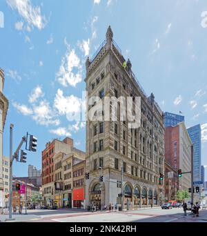 Pittsburgh Downtown: Historic Granite Building of 1890, originally ...