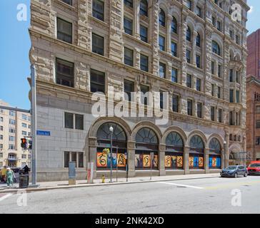 Pittsburgh Downtown: Historic Granite Building of 1890, originally ...
