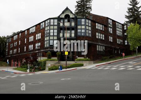 Exterior of Foothill Student Housing at the University of California ...