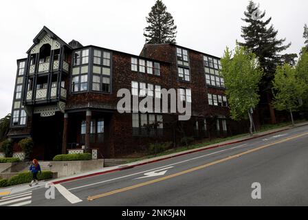 Exterior of Foothill Student Housing at the University of California ...