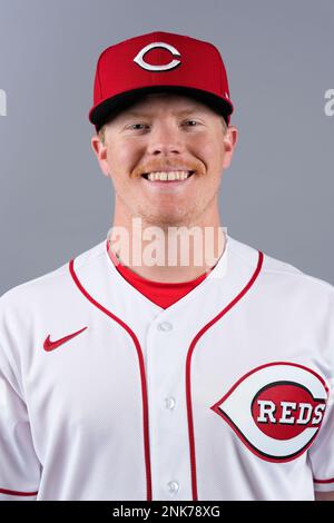 Cincinnati Reds pitcher Andrew Abbott (41) throws in the bottom of the ...
