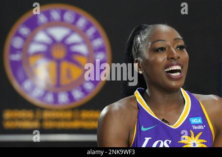 Los Angeles Sparks Forward Chiney Ogwumike (13) looks to shoot against ...
