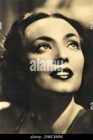 1943 ca : The italian movie actress CARLA DEL POGGIO ( born 6 February ...
