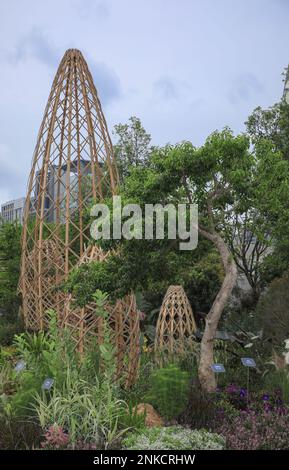 The Guangzhou Garden designed by British landscape architect Peter ...